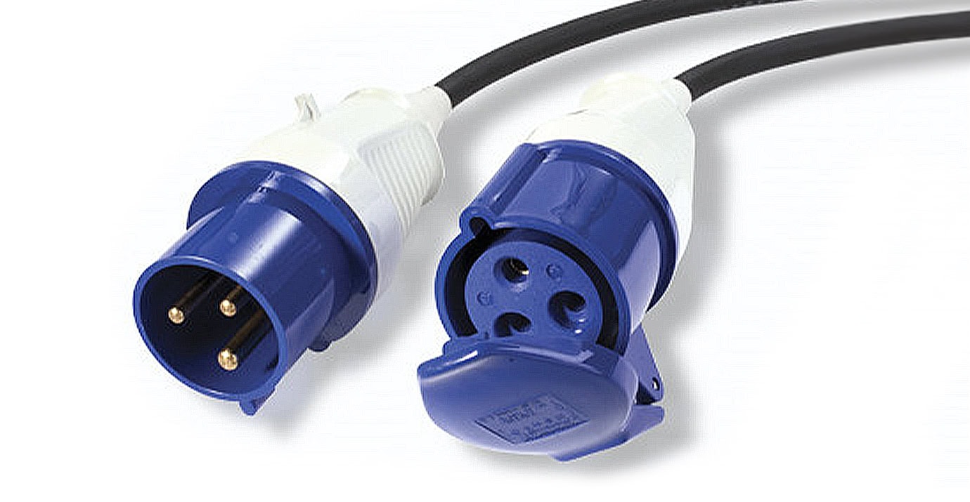 UPS connections explained: Everything about plug connections and ...